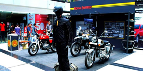 Insta Brand Activation: Portable Displays for Brand Promotion